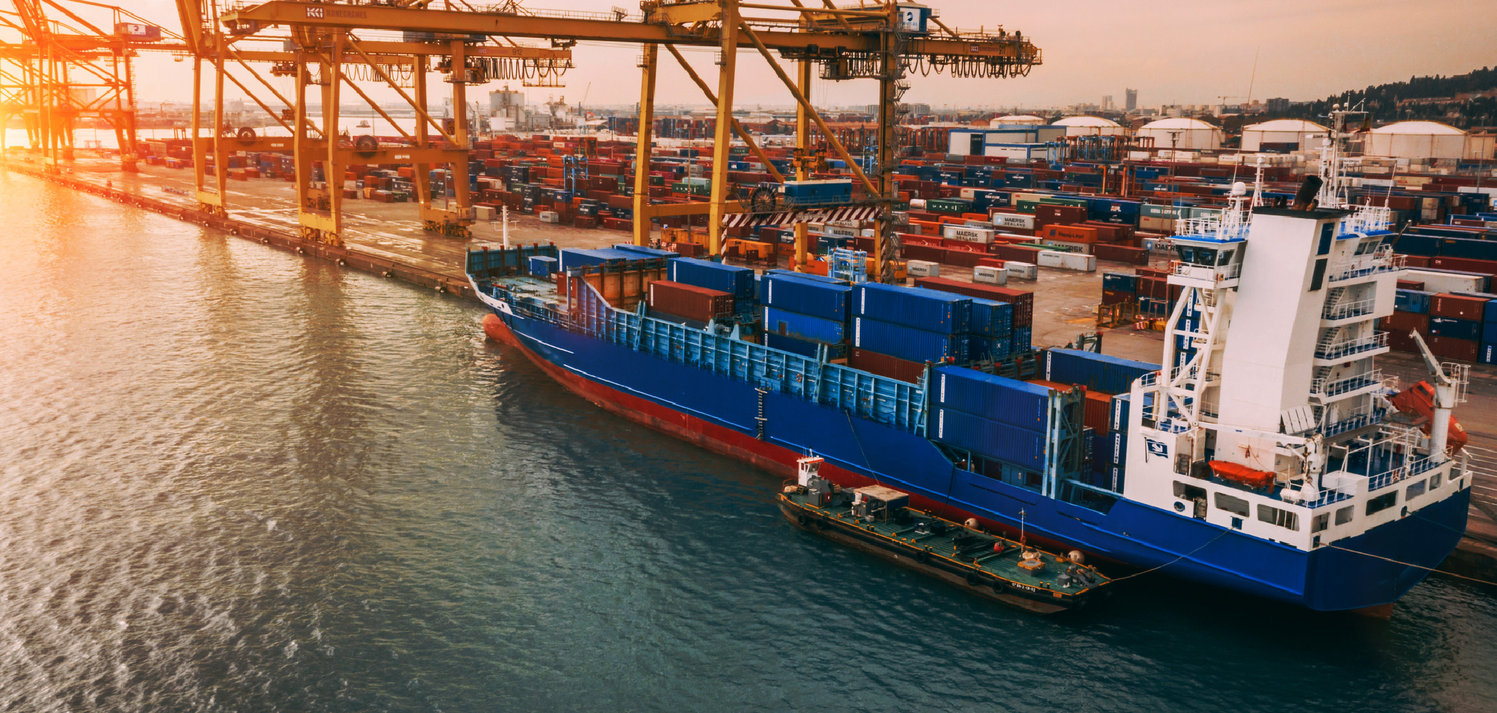 EaaS : Clean Energy for Efficient, Resilient, Compliant Ports